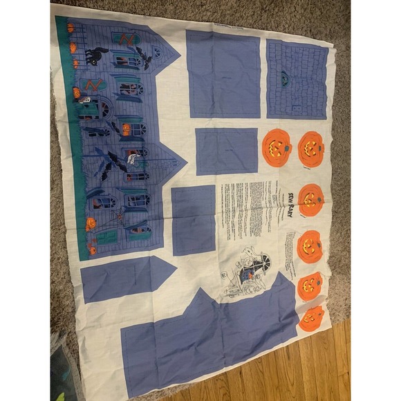 Holiday | Vintage Halloween Sew Scary Haunted House Centerpiece Rare ...